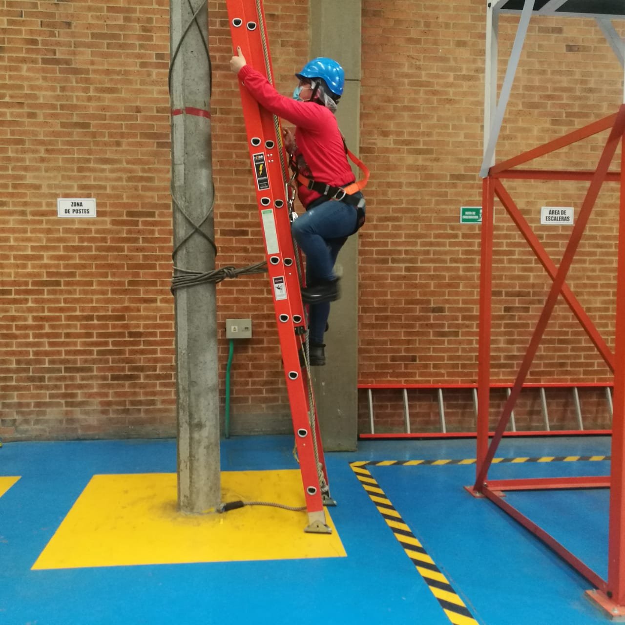 CAPACITACIÓN Y ENTRENAMIENTO DE TRABAJO EN ALTURAS – CONSULTORÍA ...